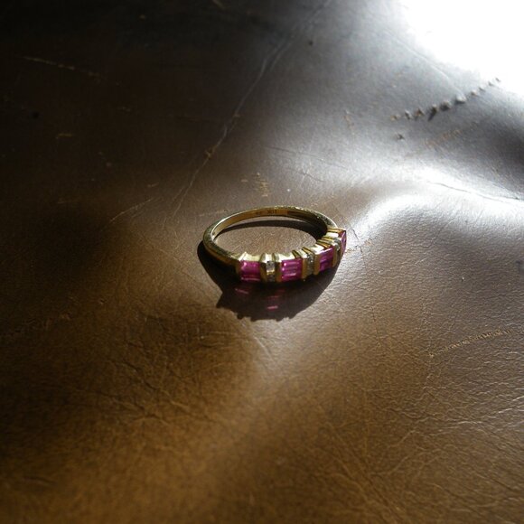 Jewelry | Womens 1k Gold Ring W Pink Sapphires Diamonds | Poshmark